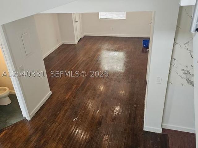 Luxury apartment complex for rent in Miami Beach, United States