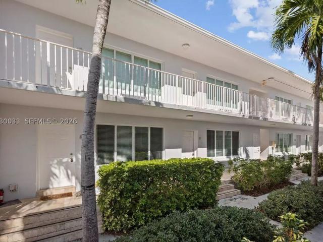 Luxury apartment complex for rent in Miami Beach, United States