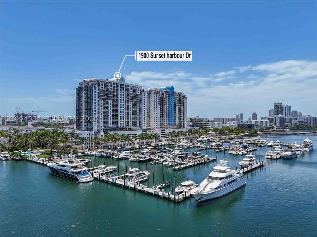 Luxury apartment complex for rent in Miami Beach, United States