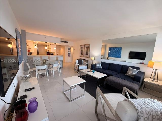 Luxury apartment complex for rent in Miami Beach, United States