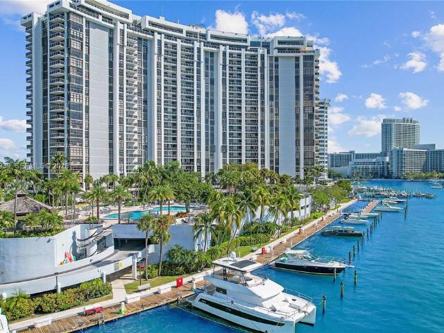 Luxury apartment complex for rent in Miami Beach, United States