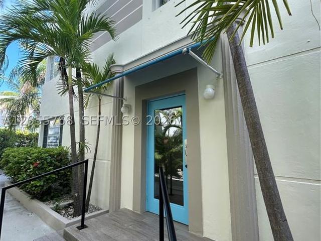 Luxury apartment complex for rent in Miami Beach, United States