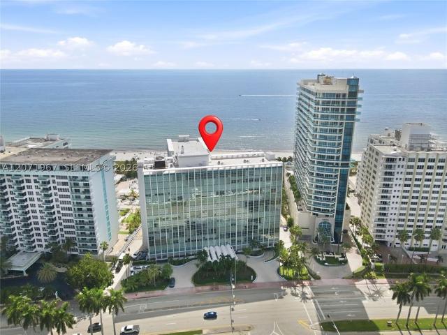 Luxury apartment complex for rent in Miami Beach, United States