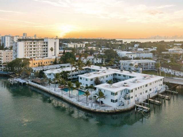Luxury apartment complex for rent in Miami Beach, United States