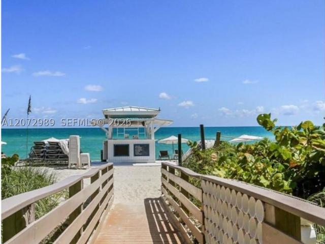 Luxury apartment complex for rent in Miami Beach, United States