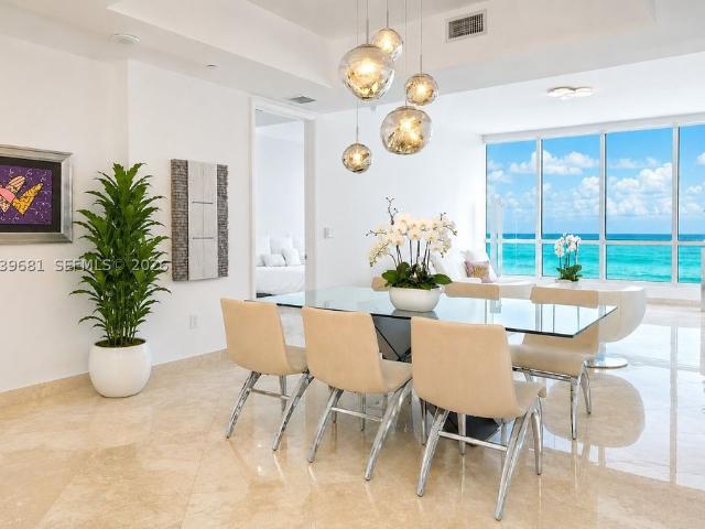 Luxury apartment complex for rent in Miami Beach, United States