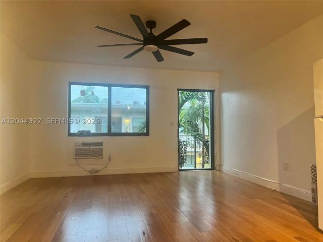 Luxury apartment complex for rent in Miami Beach, United States