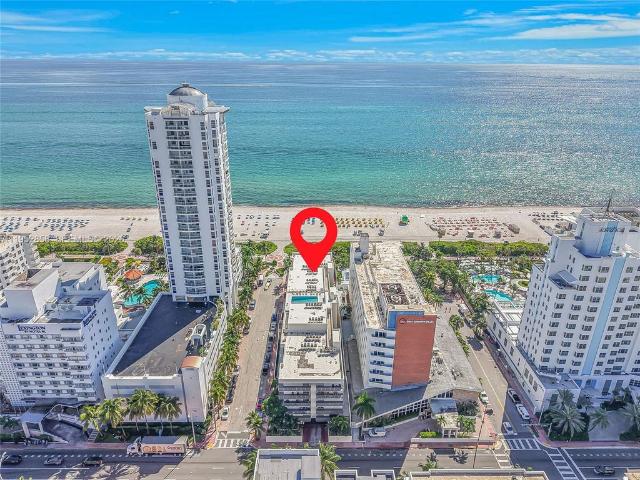 Luxury apartment complex for rent in Miami Beach, United States