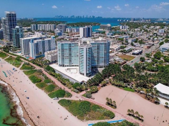 Luxury apartment complex for rent in Miami Beach, United States