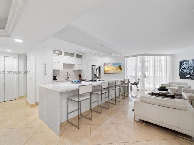 Luxury apartment complex for rent in Miami Beach, United States