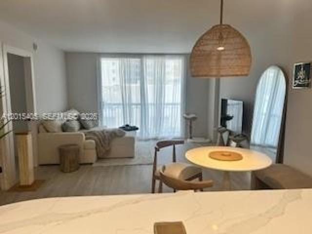 Luxury apartment complex for rent in Miami Beach, United States