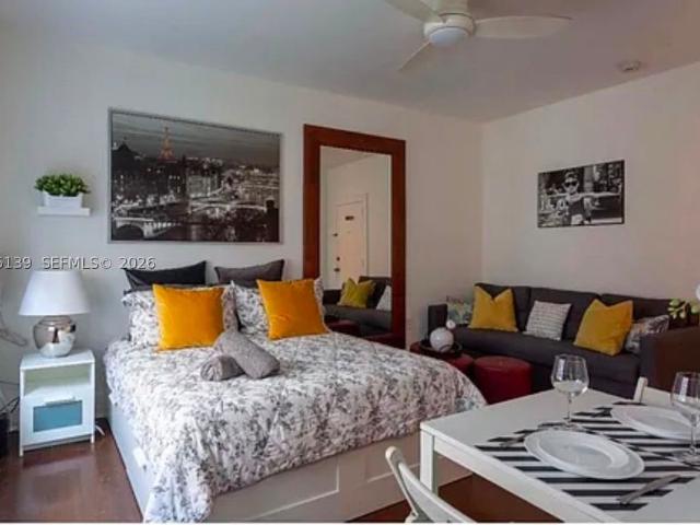 Luxury apartment complex for rent in Miami Beach, United States