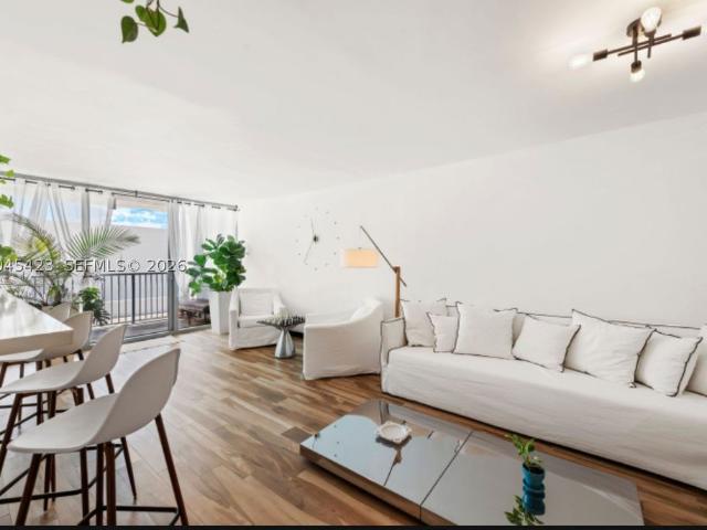 Luxury apartment complex for rent in Miami Beach, United States