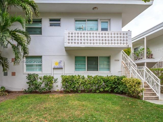Luxury apartment complex for rent in Miami Beach, United States