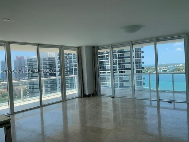Luxury apartment complex for rent in Miami Beach, United States