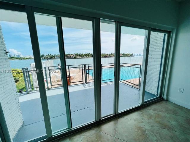 Luxury apartment complex for rent in Miami Beach, United States