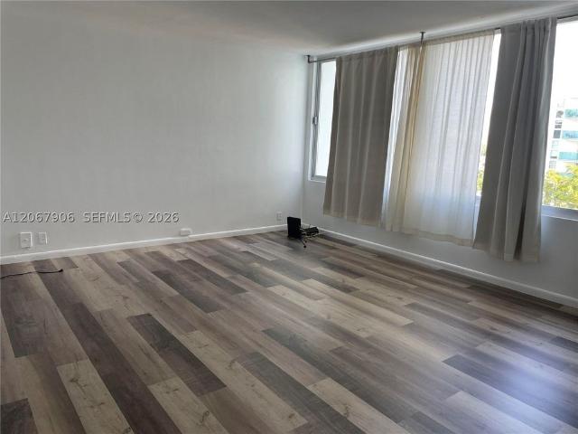 Luxury apartment complex for rent in Miami Beach, United States