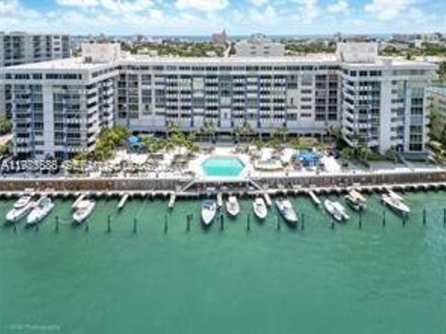 Luxury apartment complex for rent in Miami Beach, United States