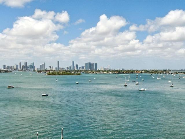 Luxury apartment complex for rent in Miami Beach, United States