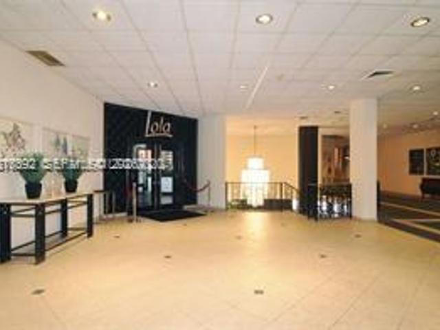 Luxury apartment complex for rent in Miami Beach, United States