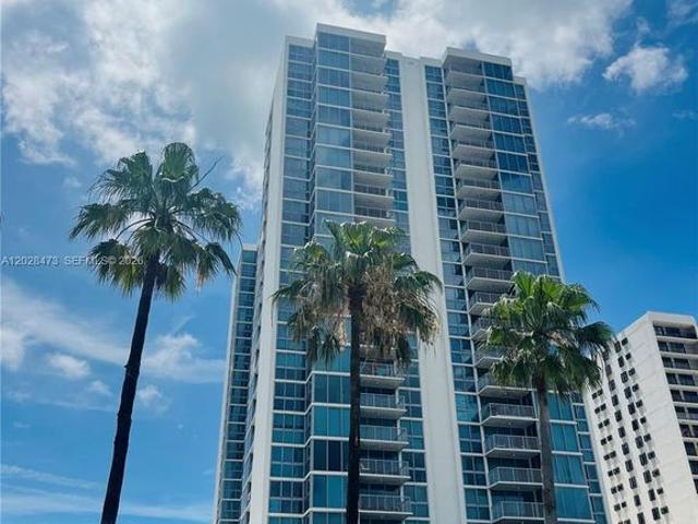 Luxury apartment complex for rent in Miami Beach, United States
