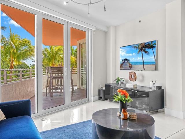 Luxury apartment complex for rent in Miami Beach, United States