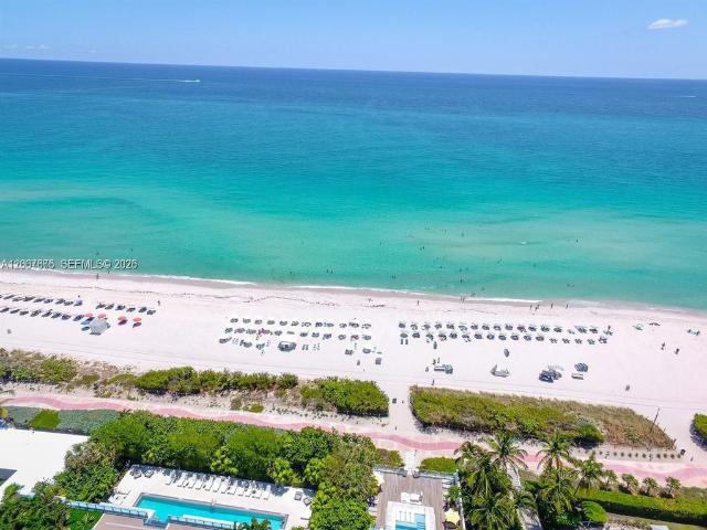 Luxury apartment complex for rent in Miami Beach, United States