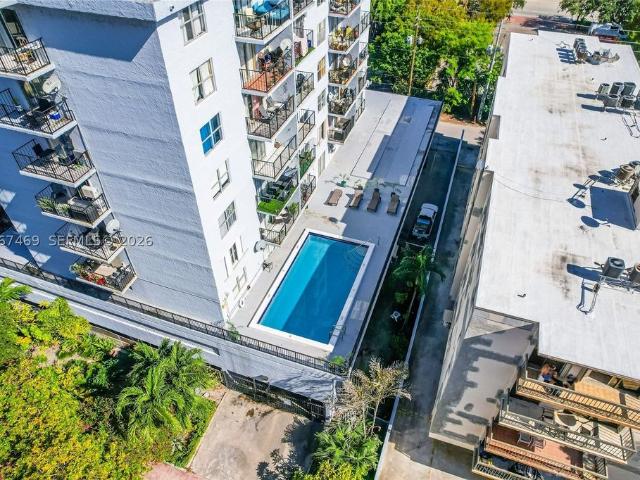 Luxury apartment complex for rent in Miami Beach, United States