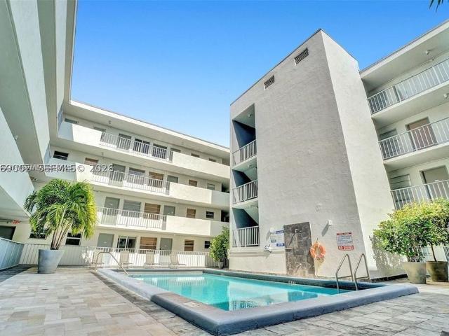 Luxury apartment complex for rent in Miami Beach, United States