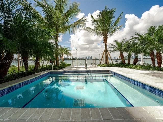 Luxury apartment complex for rent in Miami Beach, United States