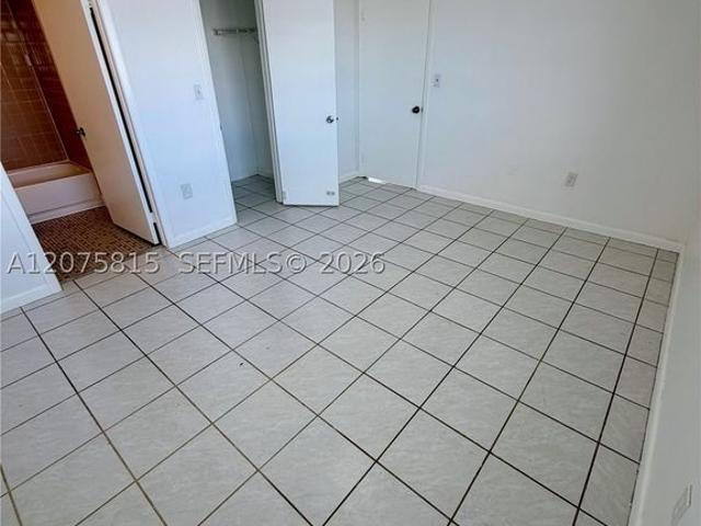 Luxury apartment complex for rent in Miami Beach, United States