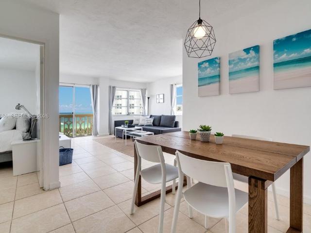Luxury apartment complex for rent in Miami Beach, United States