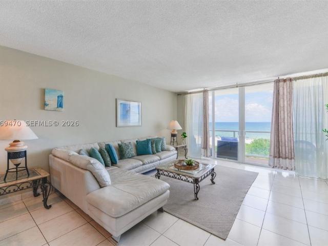 Luxury apartment complex for rent in Miami Beach, United States