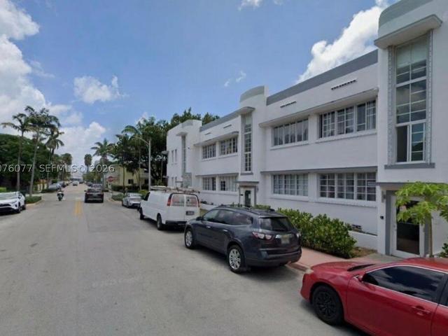Luxury apartment complex for rent in Miami Beach, United States