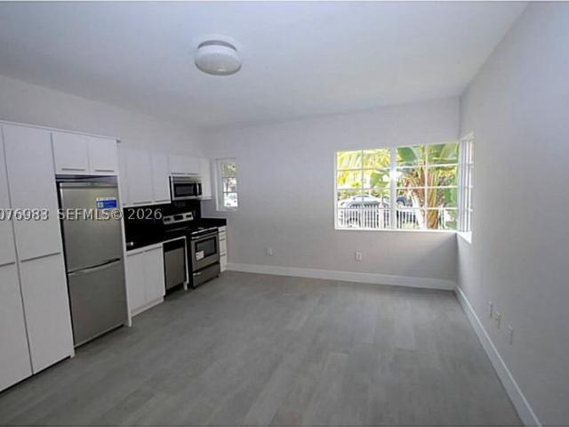 Luxury apartment complex for rent in Miami Beach, United States
