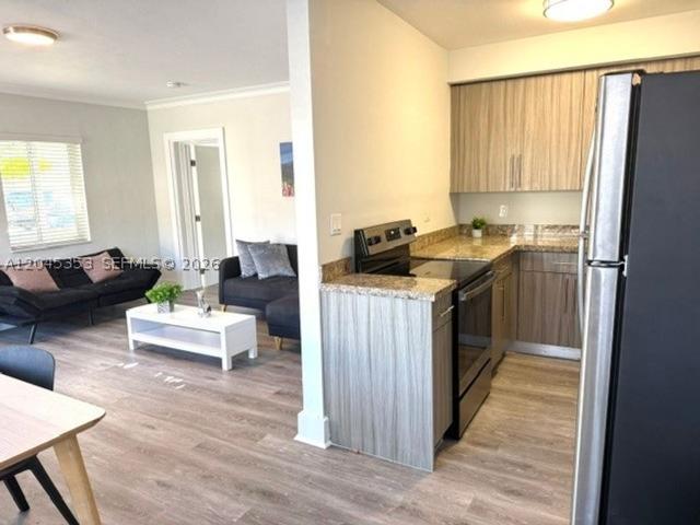 Luxury apartment complex for rent in Miami Beach, United States