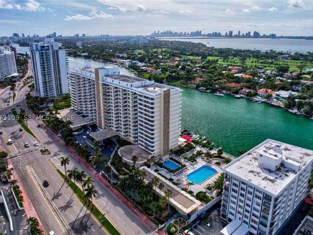 Luxury apartment complex for rent in Miami Beach, United States