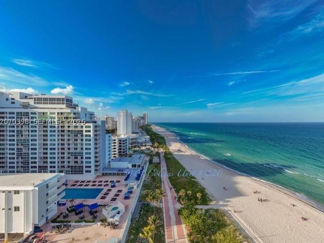 Luxury apartment complex for rent in Miami Beach, United States