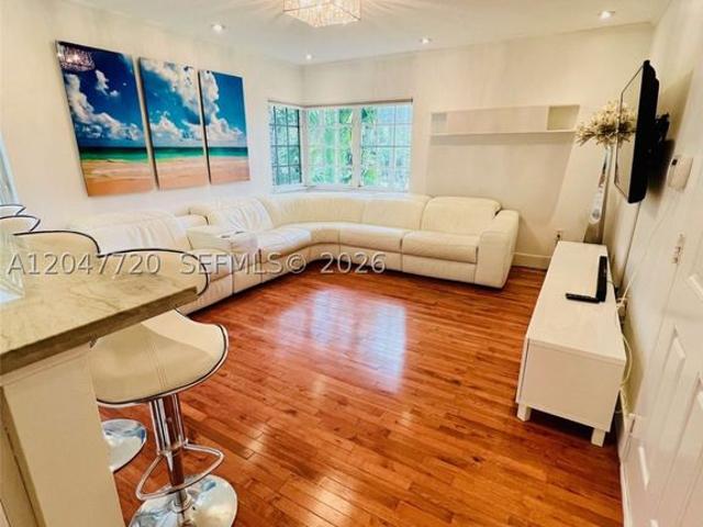 Luxury apartment complex for rent in Miami Beach, United States
