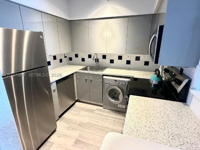 Luxury apartment complex for rent in Miami Beach, United States
