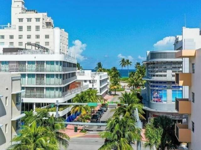 Luxury apartment complex for rent in Miami Beach, United States