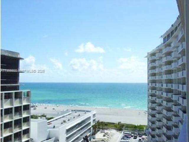 Luxury apartment complex for rent in Miami Beach, United States