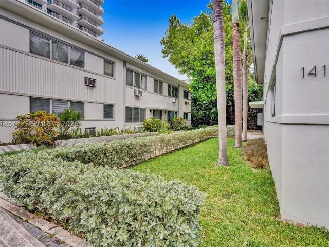 Luxury apartment complex for rent in Miami Beach, United States