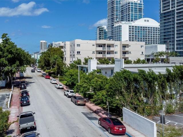 Luxury apartment complex for rent in Miami Beach, United States