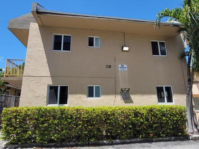 Luxury apartment complex for rent in Miami, Florida