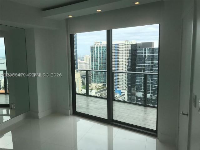 Luxury apartment complex for rent in Miami, Florida