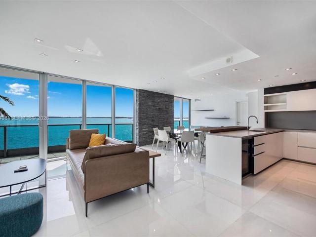 Luxury apartment complex for rent in Miami, Florida