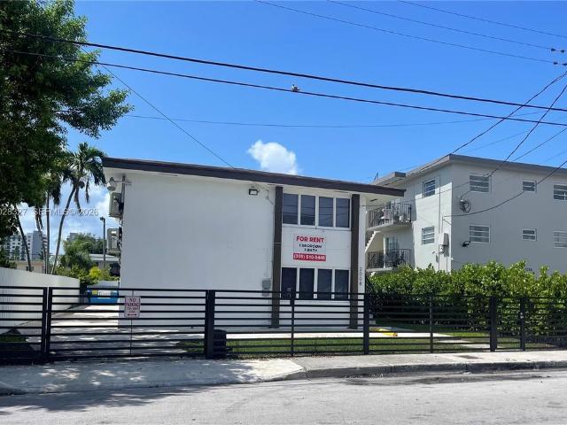 Luxury apartment complex for rent in Miami, United States