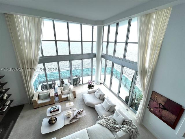 Luxury apartment complex for rent in Miami, Florida