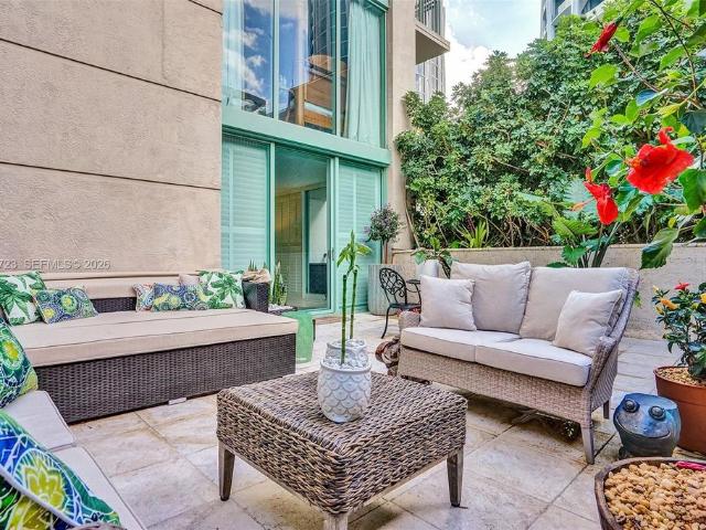 Luxury apartment complex for rent in Miami, Florida